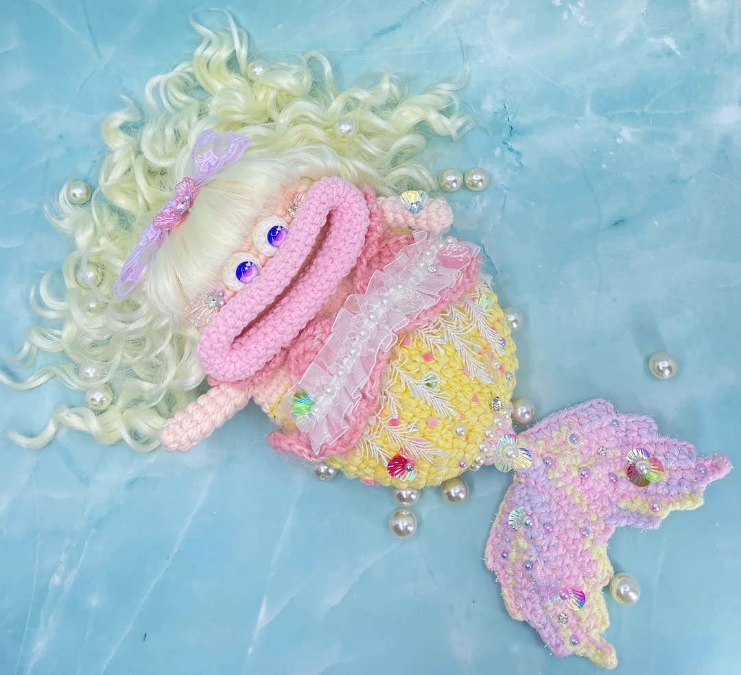 Nanalulu Crochet Sausage Lips Mermaid Princess Phone Purse, Coin Purse ...