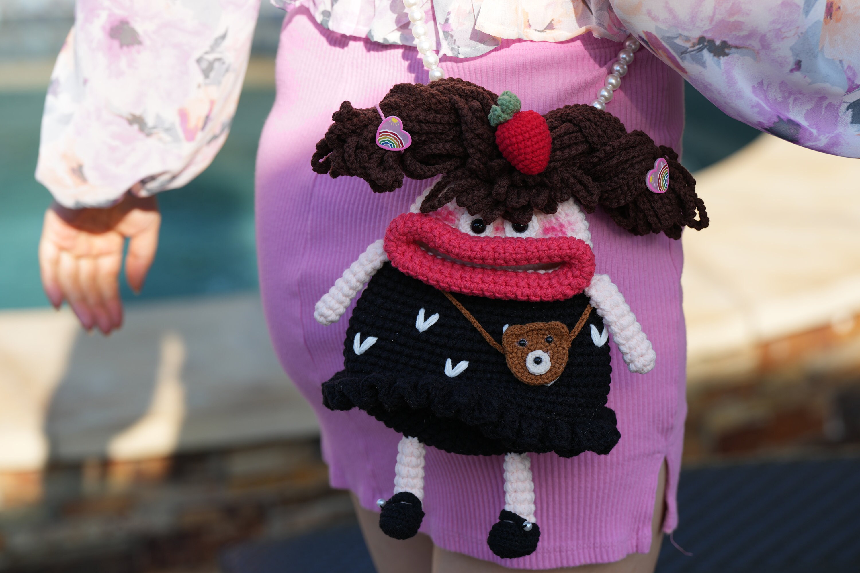 Nanalulu Handmade Crochet Sausage Lips Mobile Phone Bag Annie the Brave ...