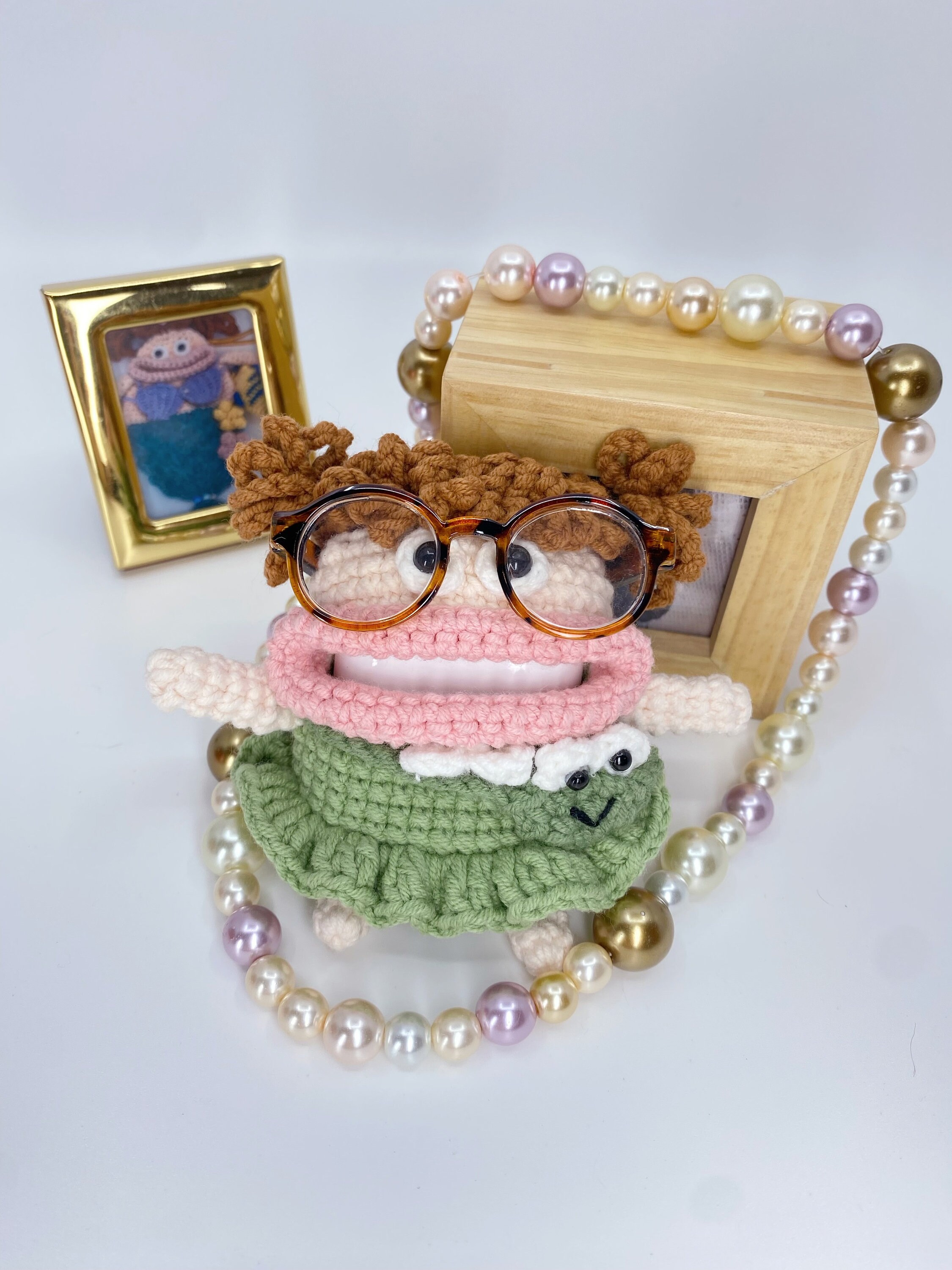 Nanalulu Handmade Crochet Sausage Lips AirPod Bag Case Miggy the Frog ...
