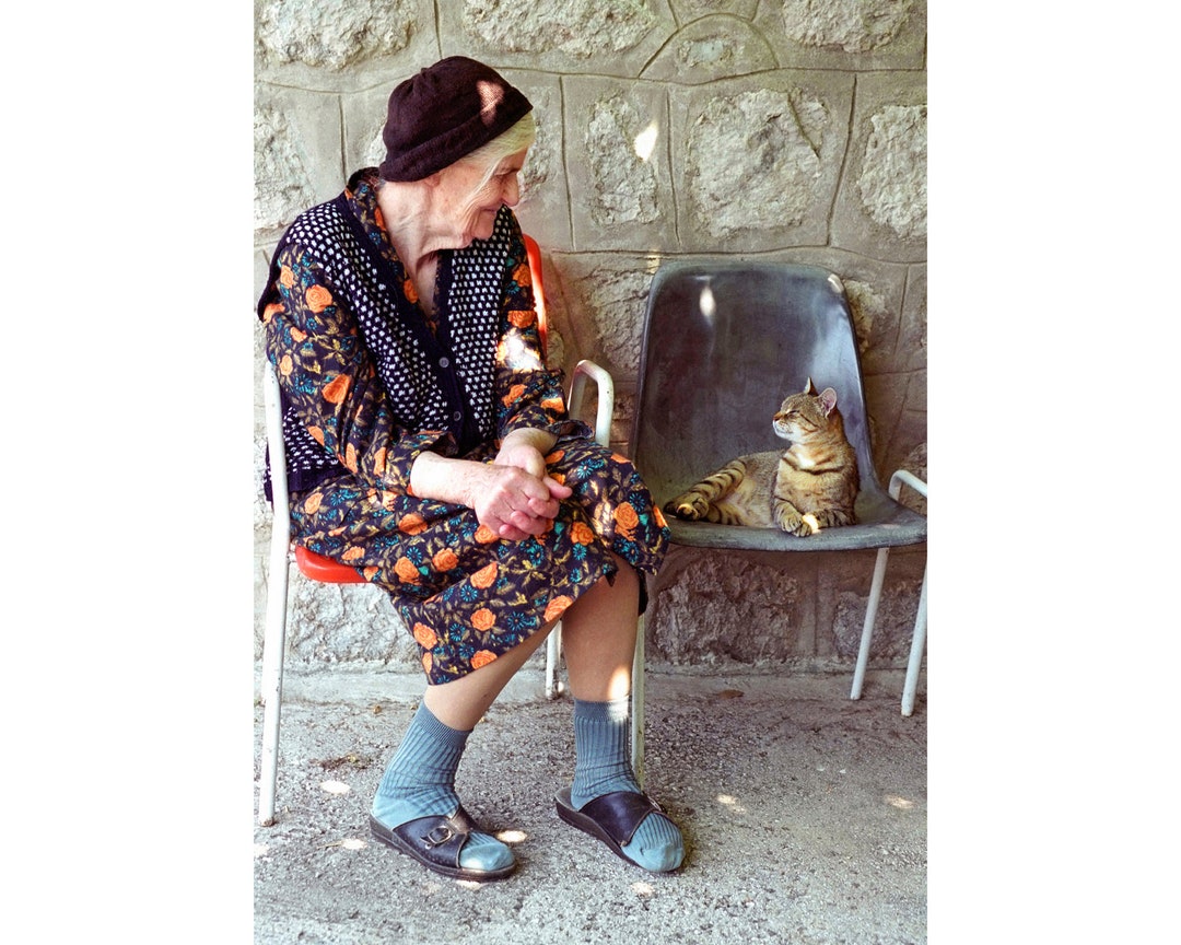 True Love Between an Old Lady and Her Cat, Cat Printable Wall Art,love ...