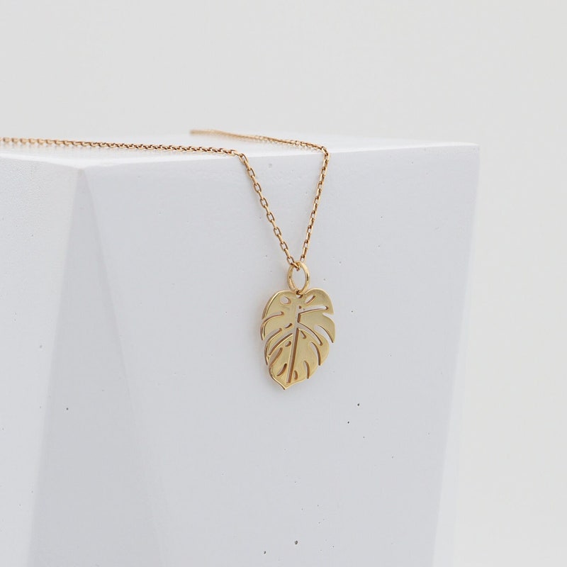 Monstera Necklace - Etsy