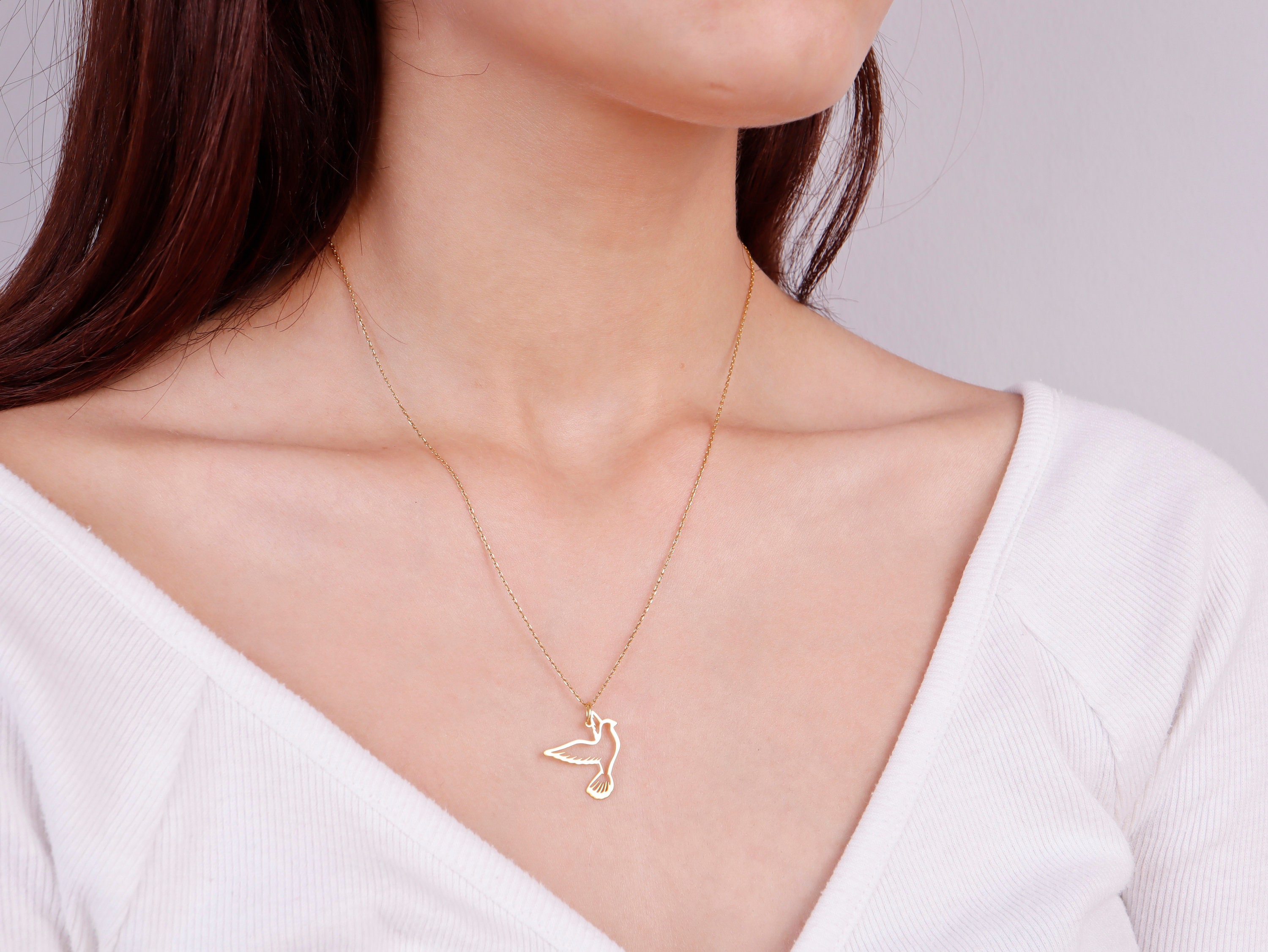 14K Solid Gold Pigeon Necklace, Real Gold Pigeon Pendant, Dainty Dove ...