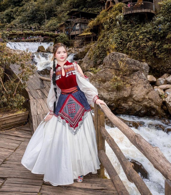 Modern Hmong Clothes