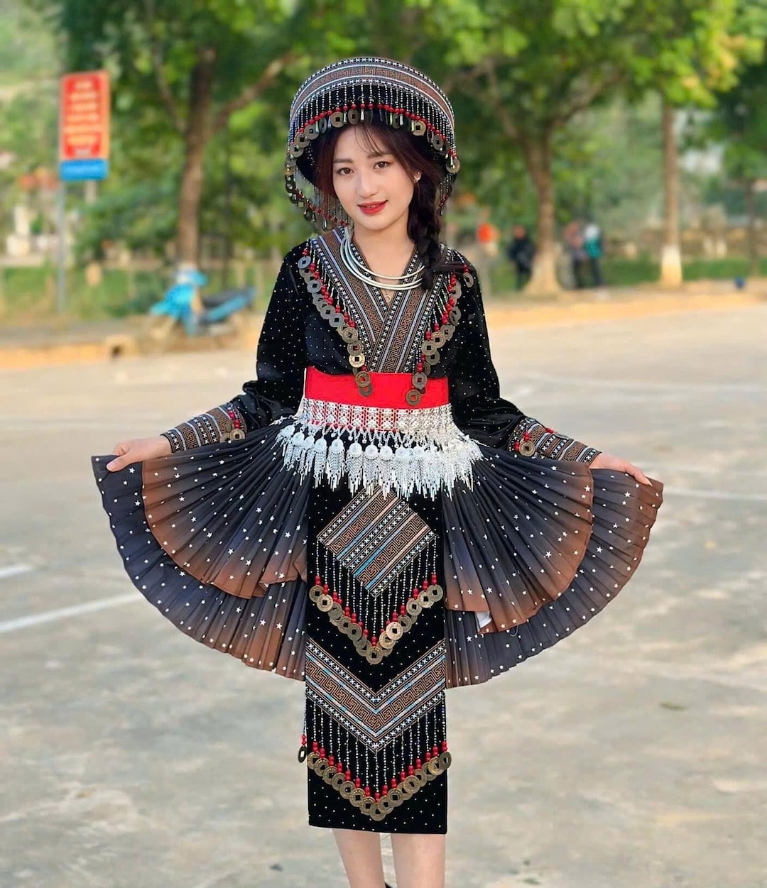 Hmong Dress for Women, Ethnic Embroidered Hmong Clothes, Hill Tribe ...