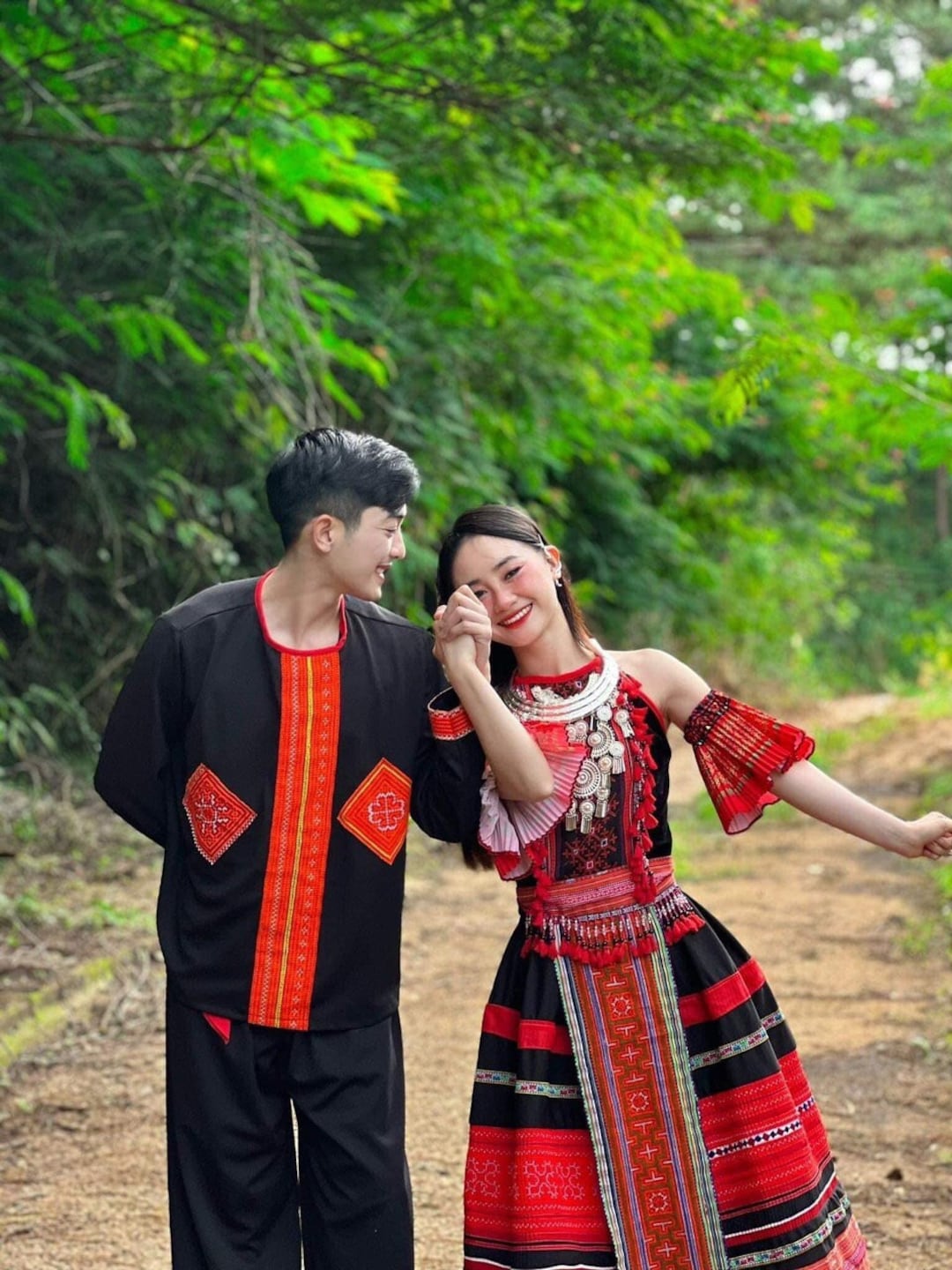 Hmong Couple Set Hmong Dress for Women Vintage Embroidered Dress Hmong ...