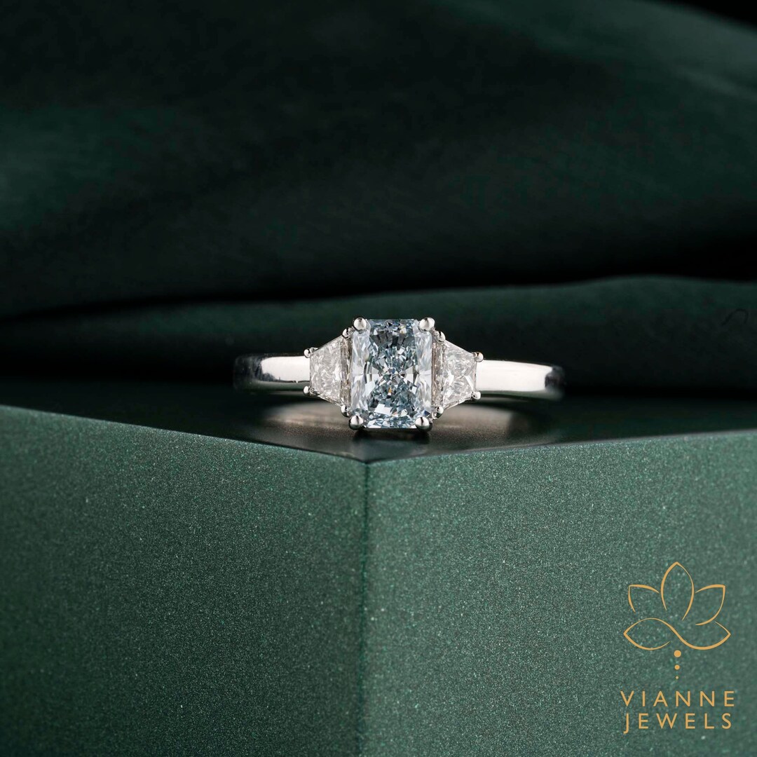 1.57 TCW Fancy Blue Radiant & Trapezoid Cut Lab Grown Diamond Gold Ring ...
