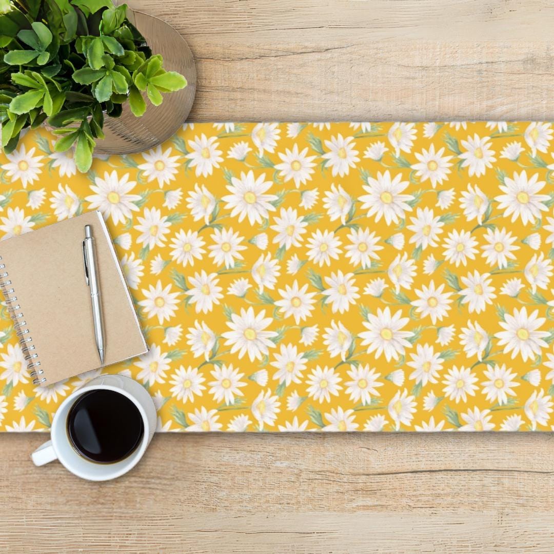 Daisy Table Runner Yellow Floral Table Runner Cottagecore Table Runner ...
