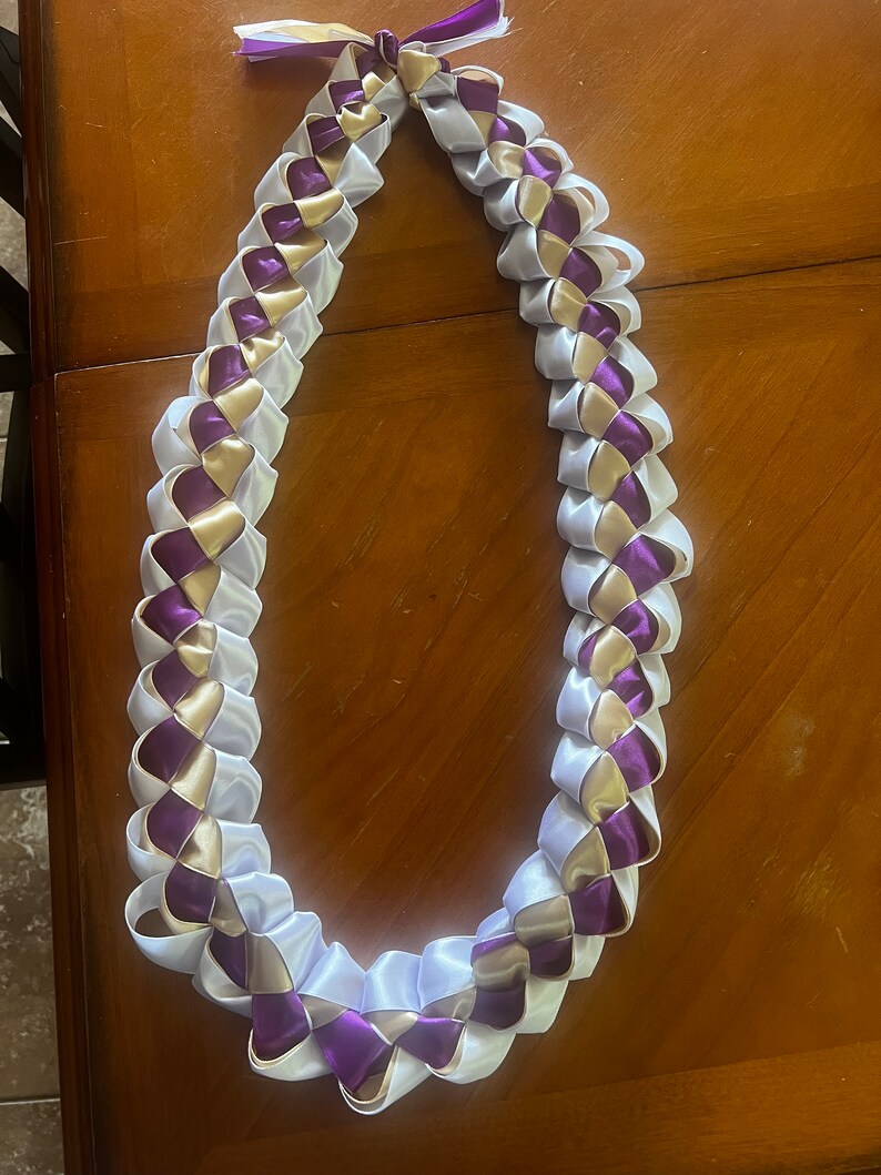 Customizable Graduation Lei - Etsy