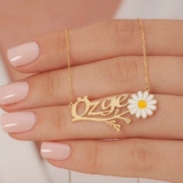 Daisy Flower Name Necklace - Etsy