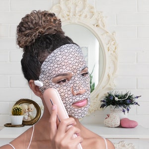 LED Light Skin Tightening Light Therapy Antiaging Tool - Etsy