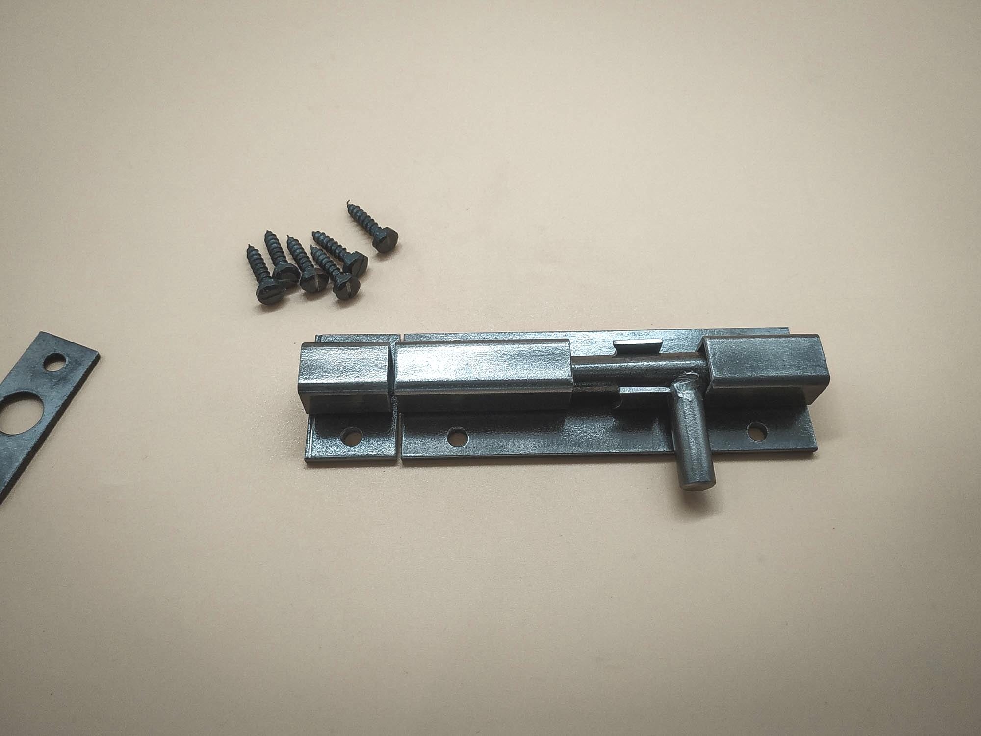 Metal Door Latch, Locking Bolt, Rustic Iron for Interior or Garden ...