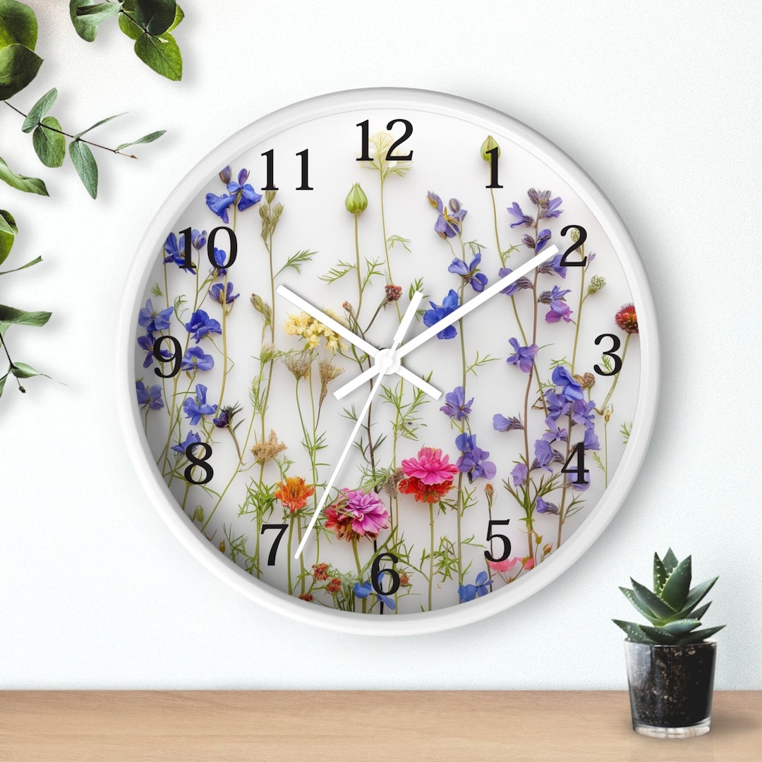 Floral Wall Clock: Botanical Print, Silent Timepiece - Etsy