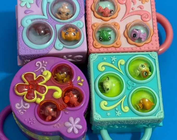 Littlest Pet Shop Teeniest Tiniest Pop up Play Set. Puppy. Frog. Insect ...