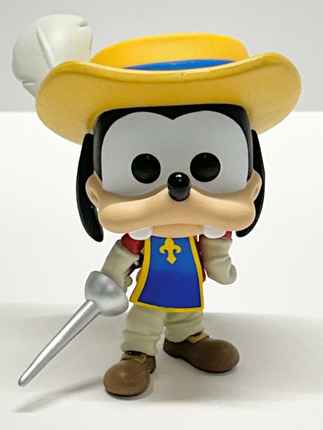 Funko Pop Disneys Three Musketeers NYCC Goofy - Etsy