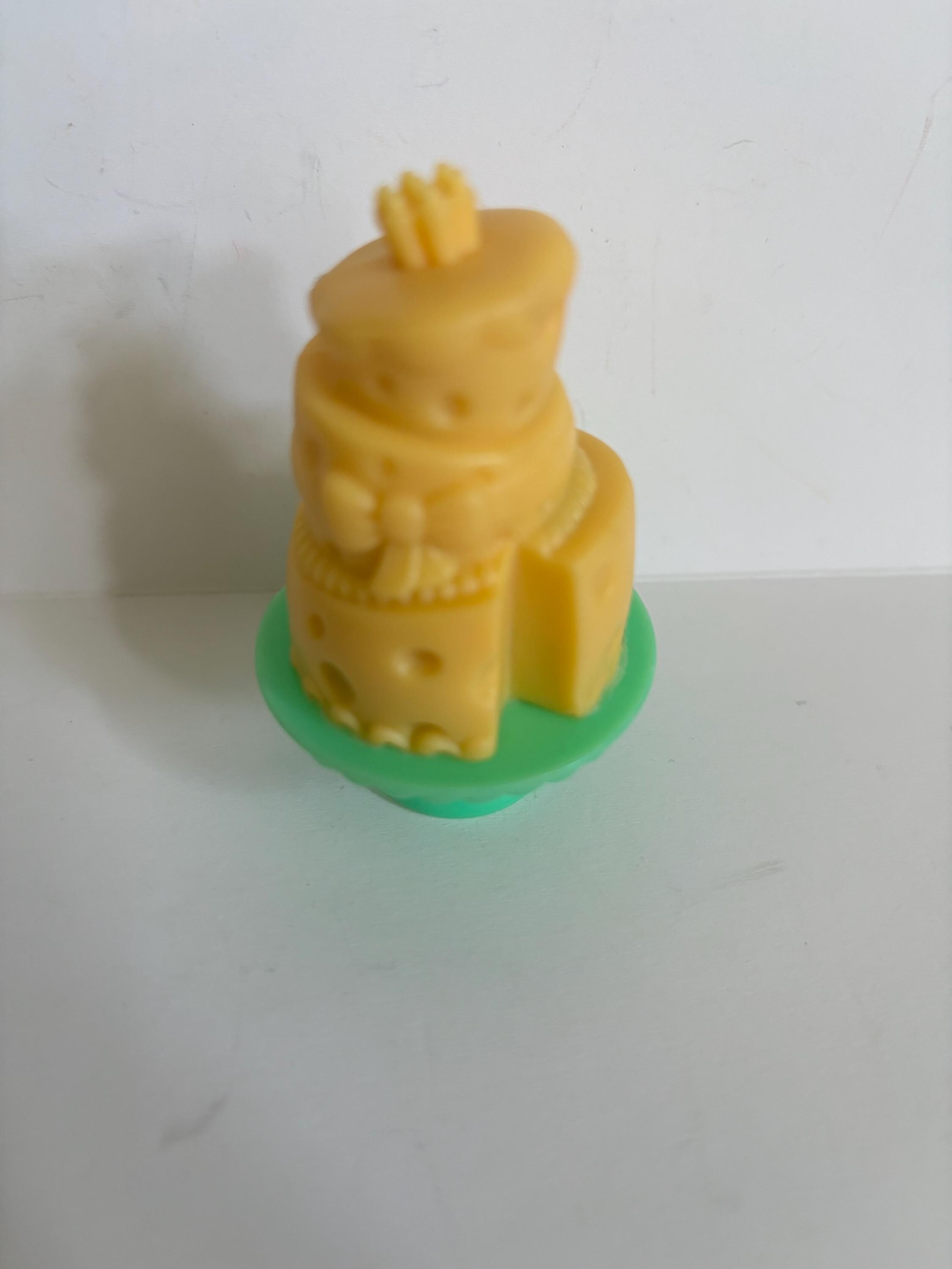 Littlest Pet Shop Replacement Food Parts Cake Treat Dispenser Dishes ...