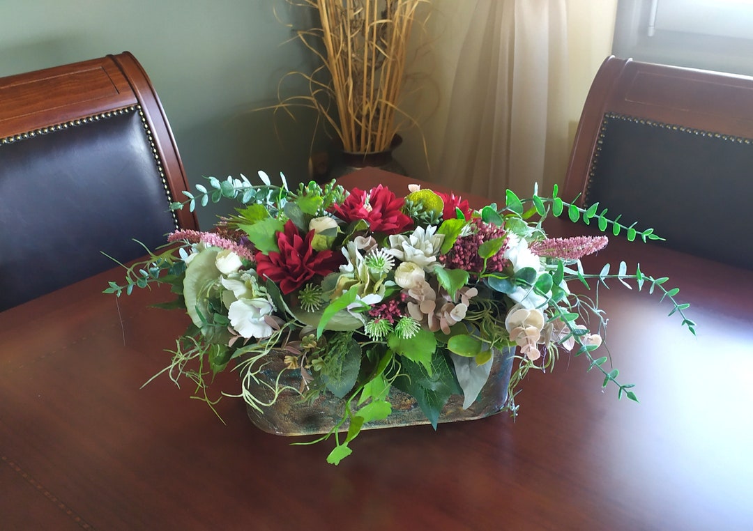 Floral Table Centerpiece in Mettalic Handpainted Pot/flowers Arrangment ...
