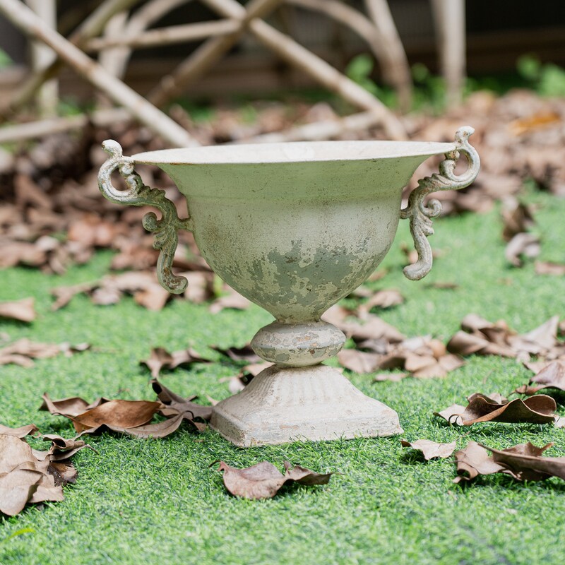 Garden Urn - Etsy