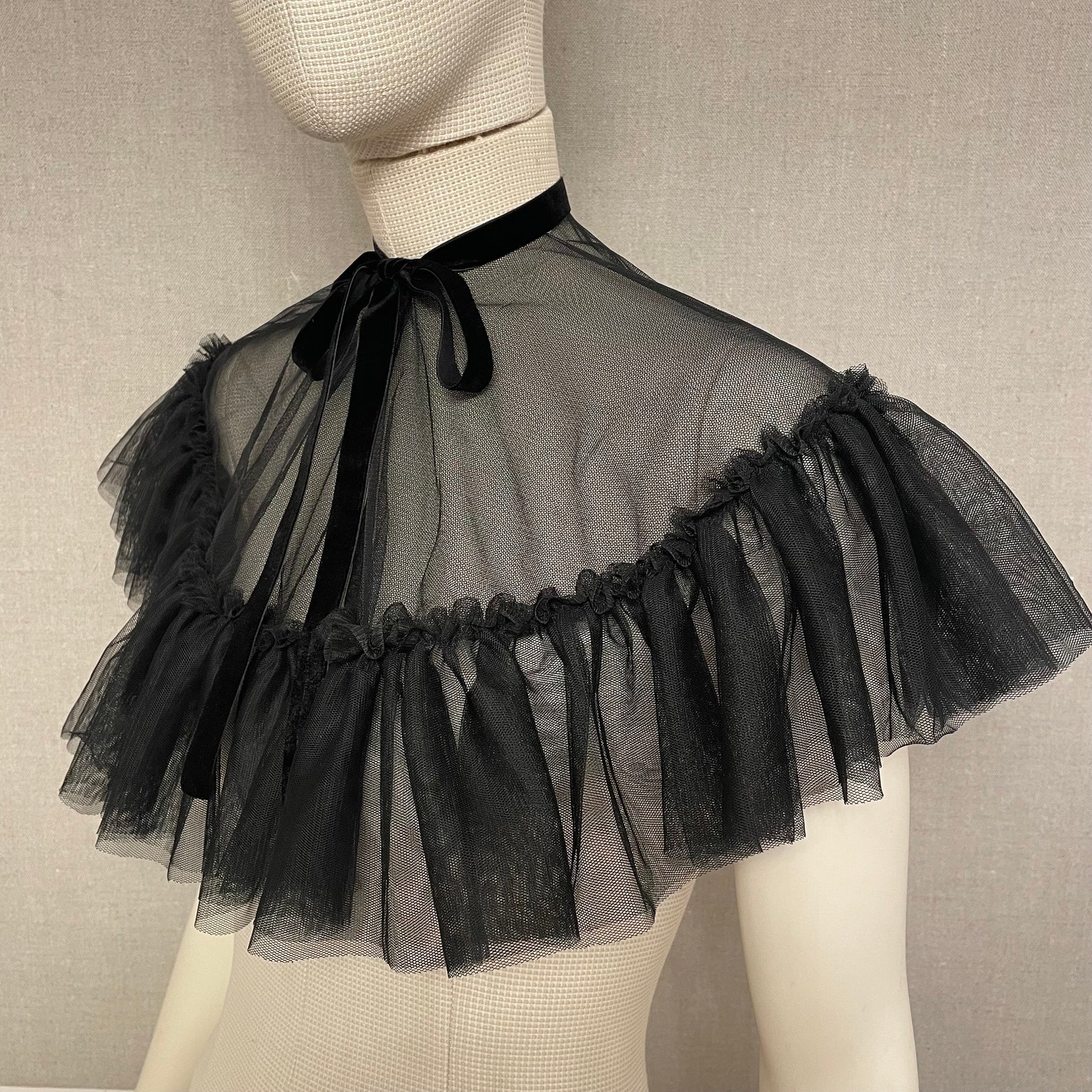 White Tulle Cape With Frill, Tulle Bolero Collar, Tulle Capelet ...