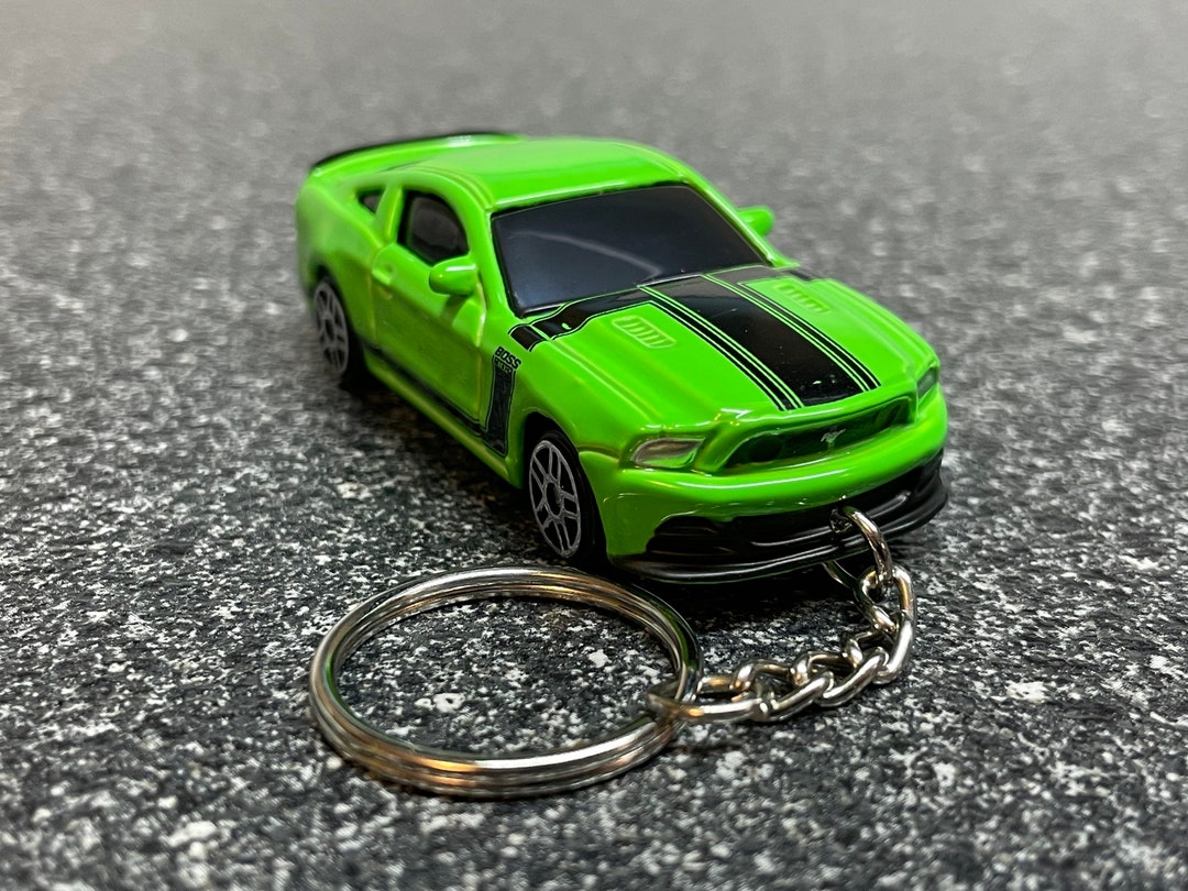 2014 Mustang Boss 302 Keychain Gotta Have It Green Hot Wheels Matchbox ...
