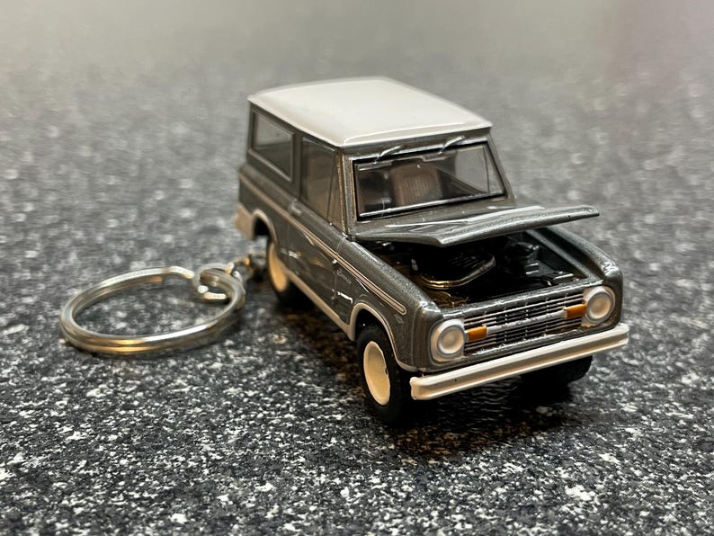 1967 Bronco 4x4 Keychain Diecast Car Silver - Etsy