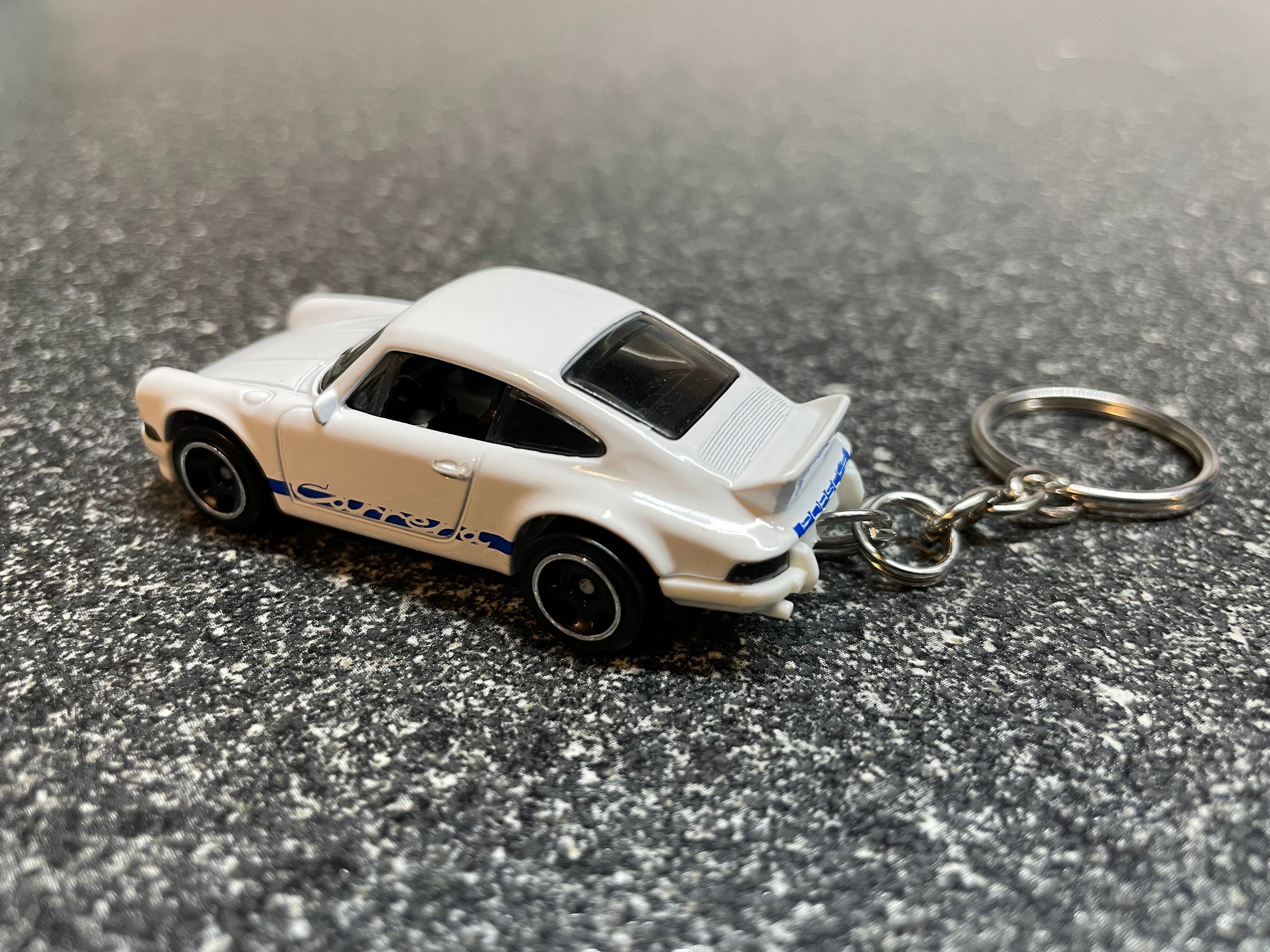 Fits Porsche 911 Carrera RS 2.7 Keychain Hotwheels - Etsy