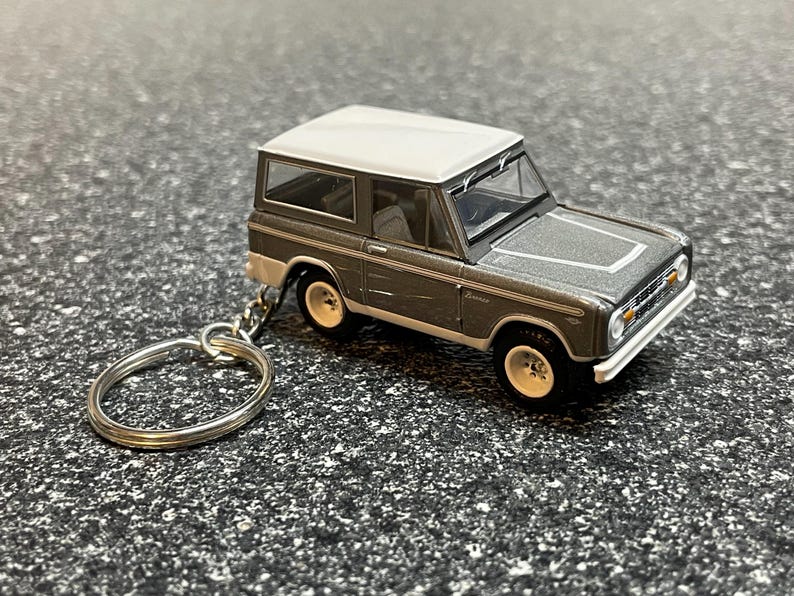 1967 Bronco 4x4 Keychain Diecast Car Silver - Etsy