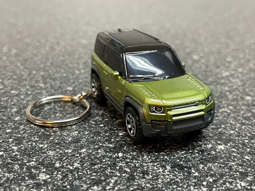 2020 Land Rover Defender 90 Range Rover Keychain Green Hot Wheels ...