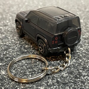 2020 Land Rover Defender 90 Range Rover Keychain Black Hot Wheels ...