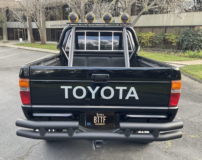 1979-1983 Center-latch Tailgate Decal Set W/ '4wheel Drive' and 'SR5 ...