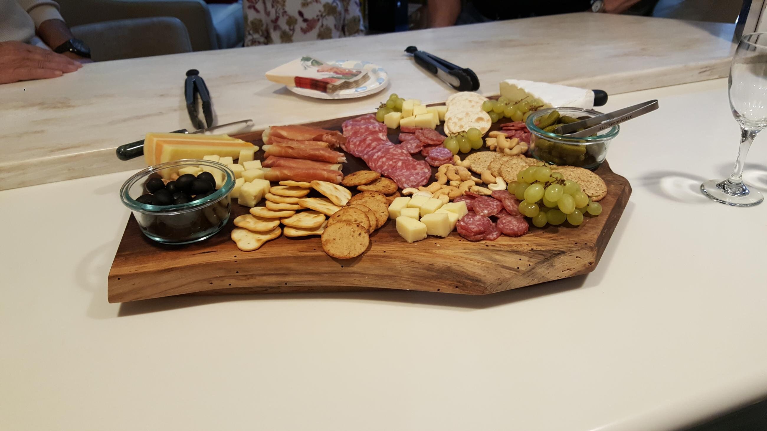 Solid Walnut Live-edge Charcuterie Board - Etsy