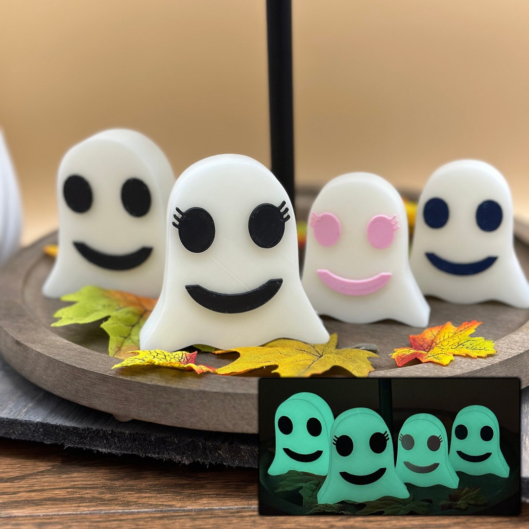 Glowing Ghost Family Halloween Tiered Tray Decor, Spooky Ghost Family ...