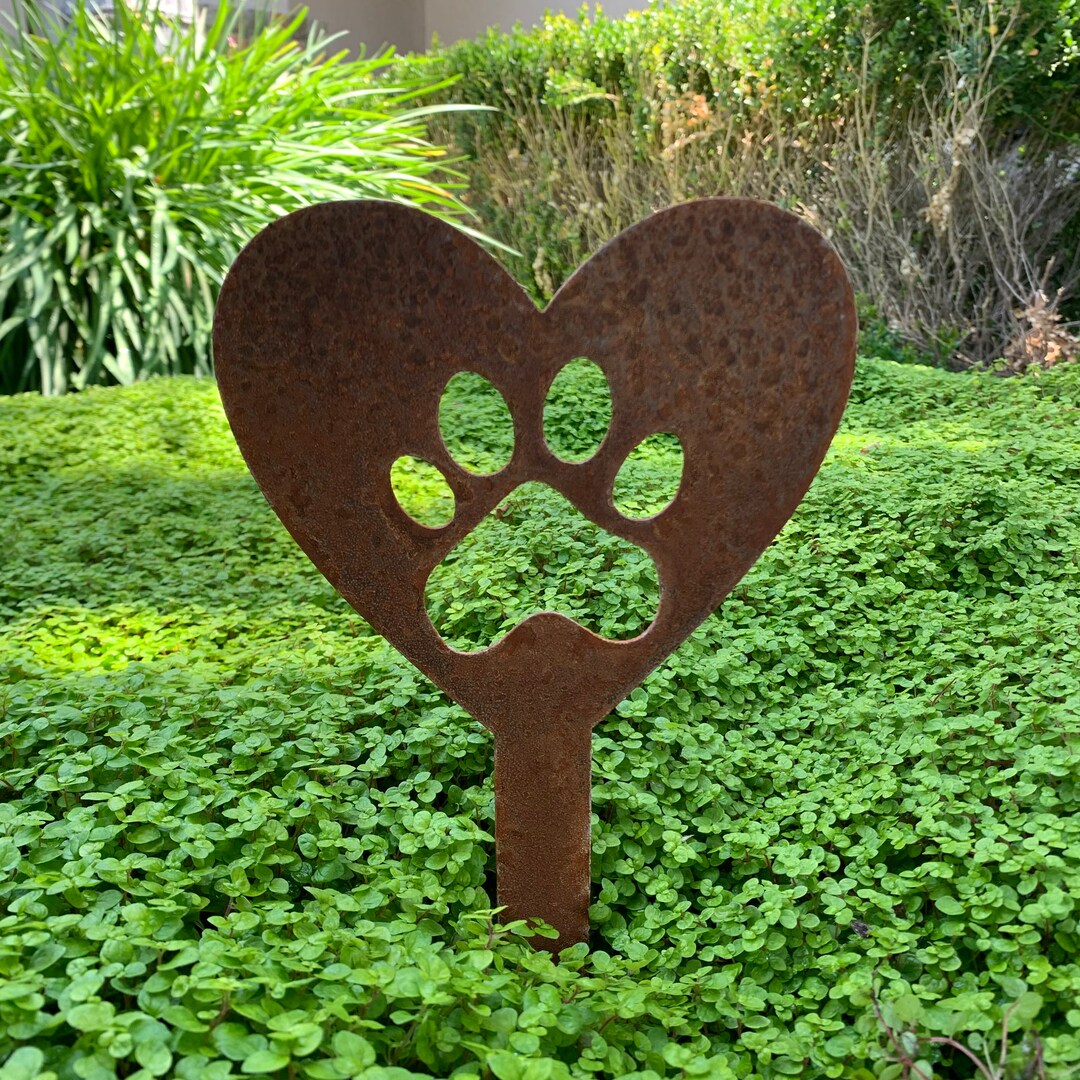 Heart With Dog Paw Garden Stake, Metal Garden Sign, Custom Garden Sign ...