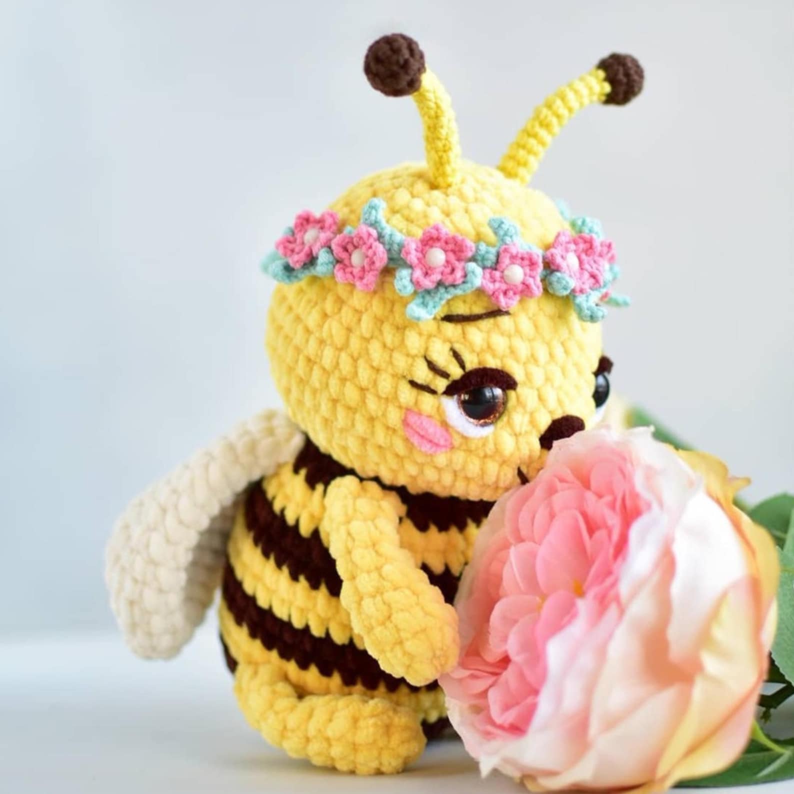 Bee Amigurumi Crochet Pattern: Zhuzha Bumblebee Toy (PDF Pattern ...