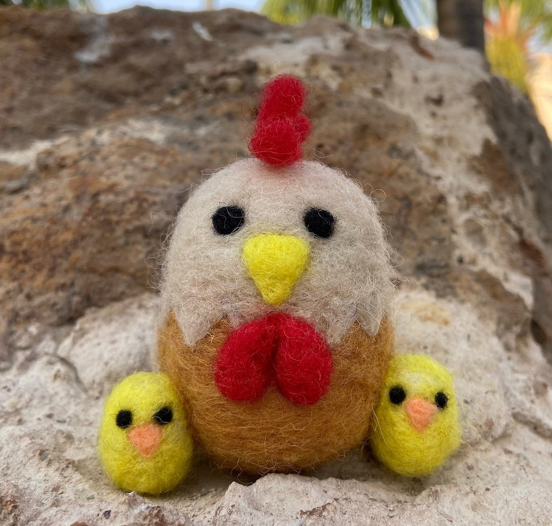 Cute Needle Felted Hen With Chicks - Etsy