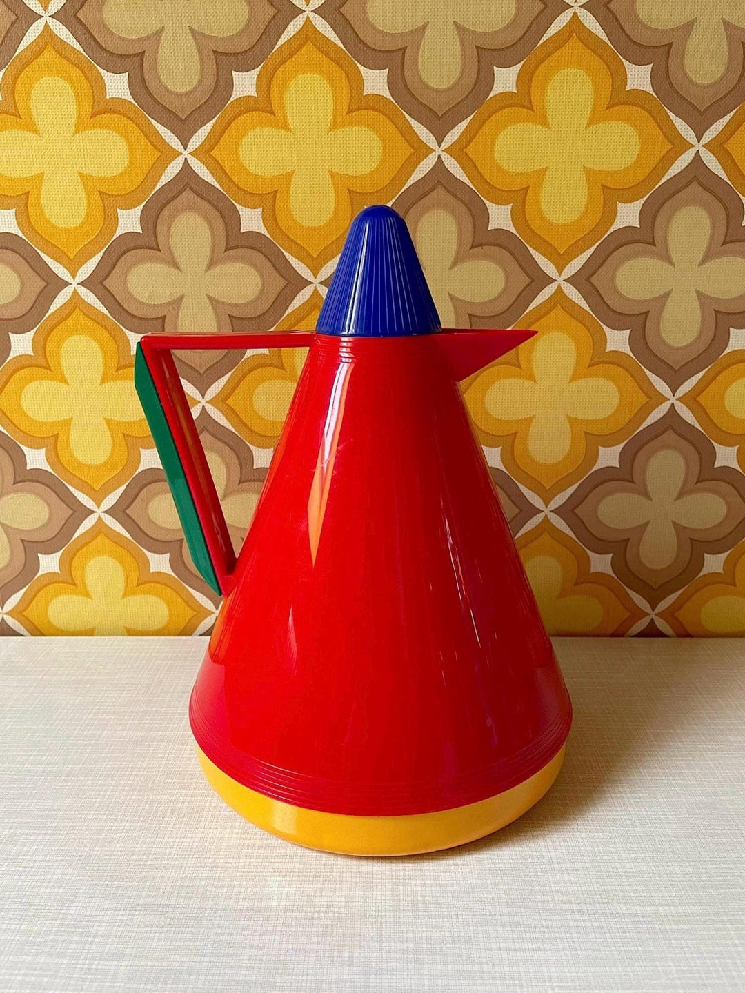 BMF Memphis-style Thermos Flask in Red With Yellow, Blue, and Green ...