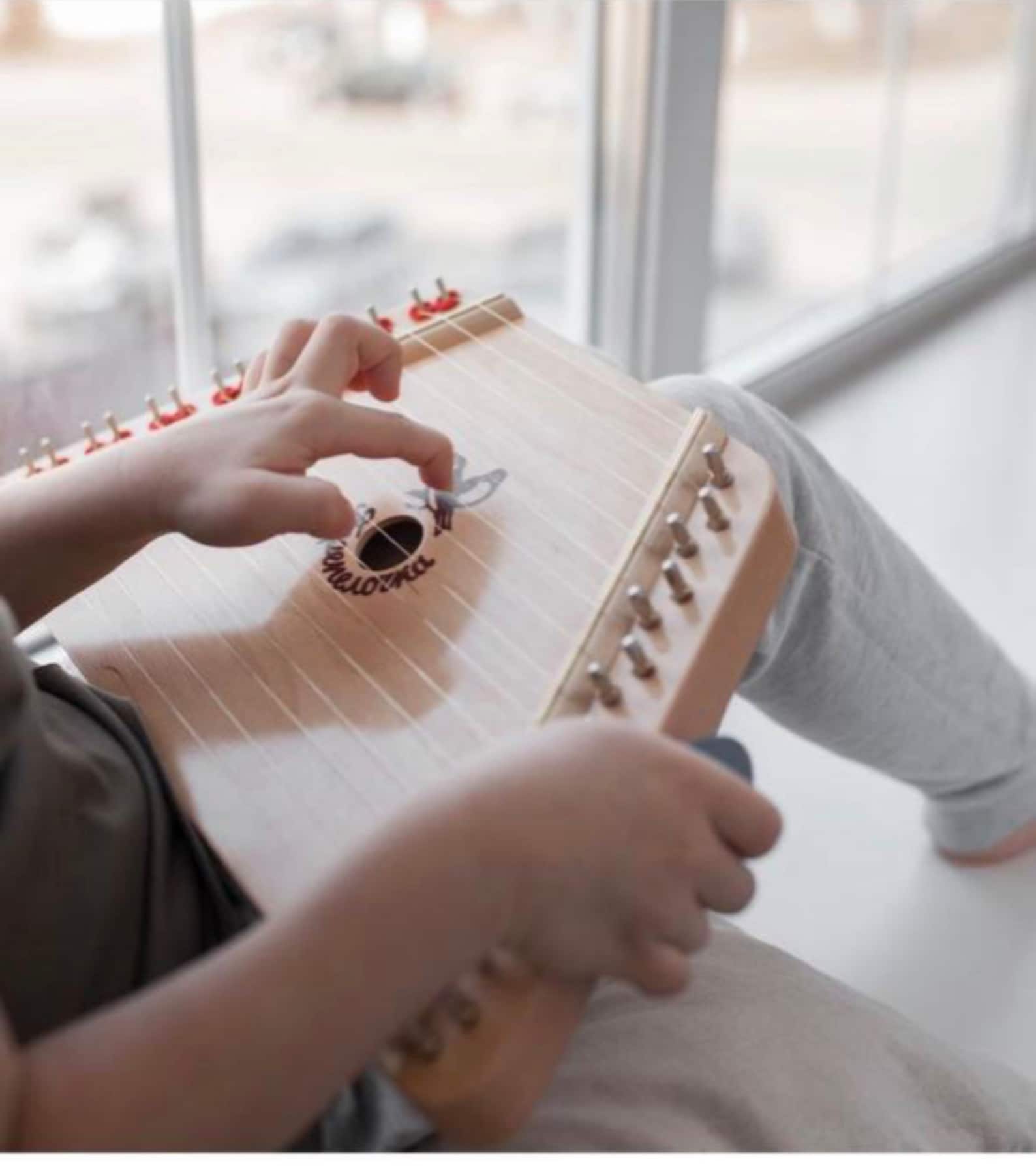 Musical Wooden Toy Zither,stringed Instrument Zither, Zither Player ...