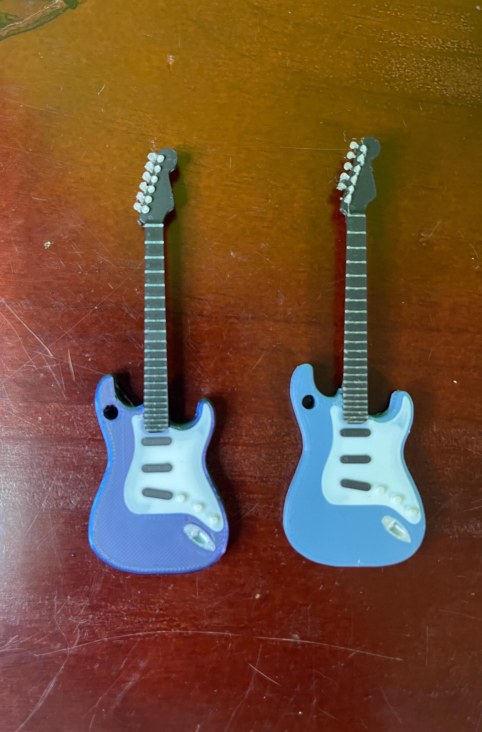 Mini Guitar Keychains – Electric & Bass Guitar for Music Lovers ...