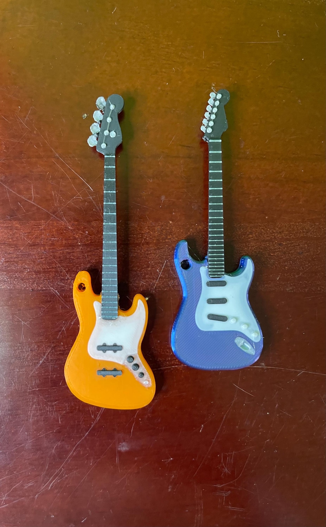 Mini Guitar Keychains – Electric & Bass Guitar for Music Lovers ...