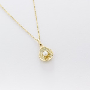 Elegant 14K Solid Gold Oyster Pearl Necklace, Dainty Oyster Single ...