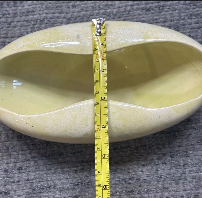 Vintage MCM Green Drip Glaze Kidney Bean USA Ceramic Pottery Vase Decor ...