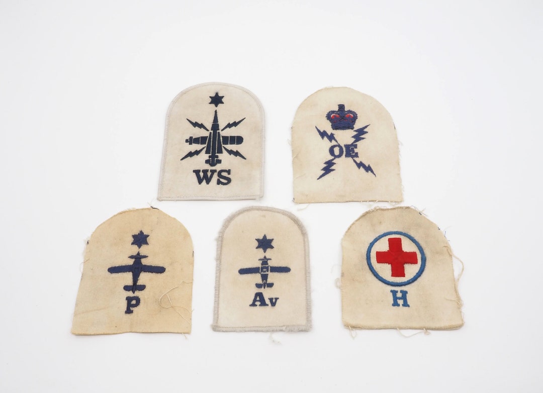 Collection of 5 Royal Navy Sailors Shoulder Rank Badge Patches ...