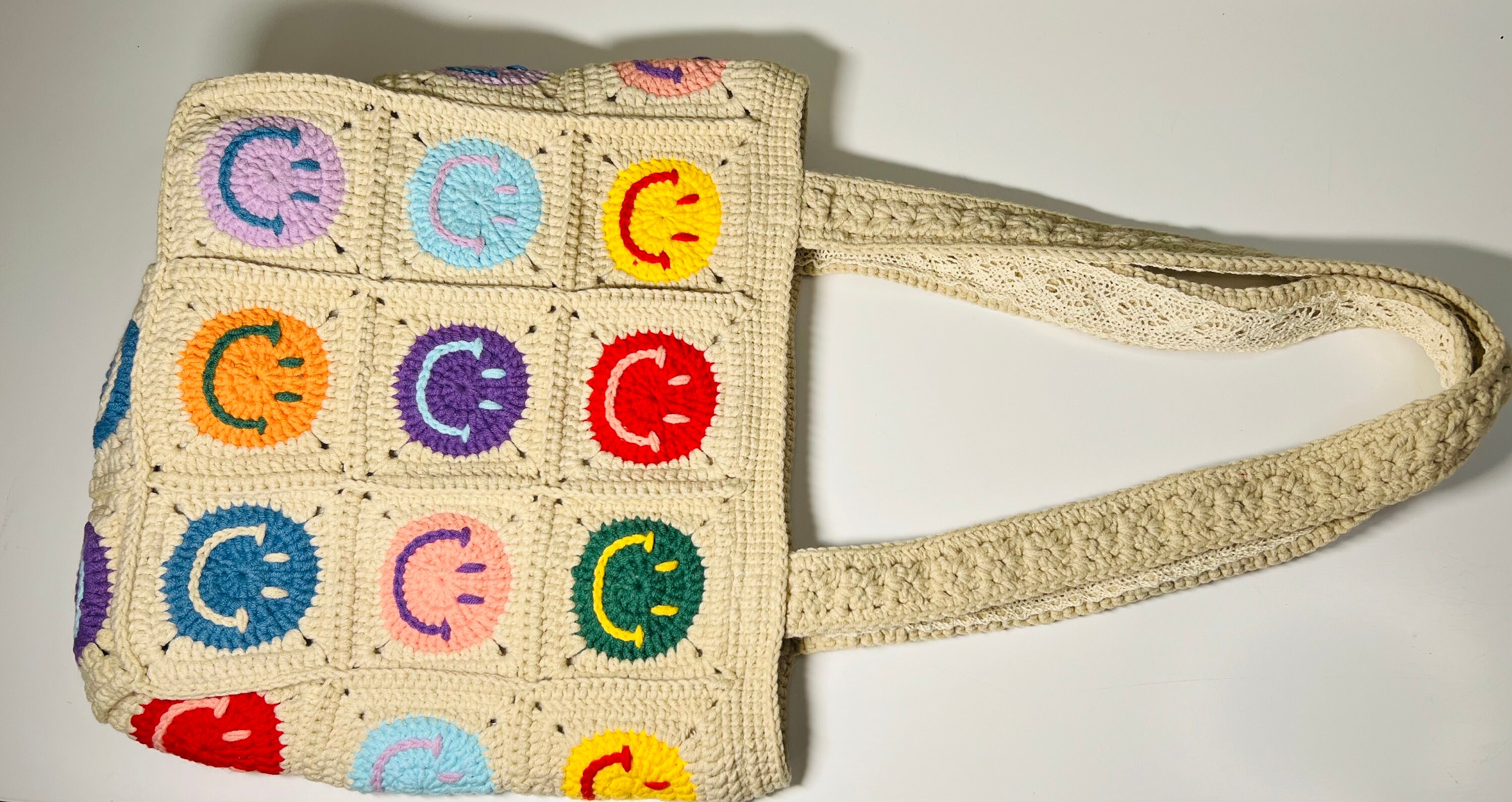 Smiley Face Bag, Crochet Smiley Face Bag, Smiley Face Gingham Crochet ...