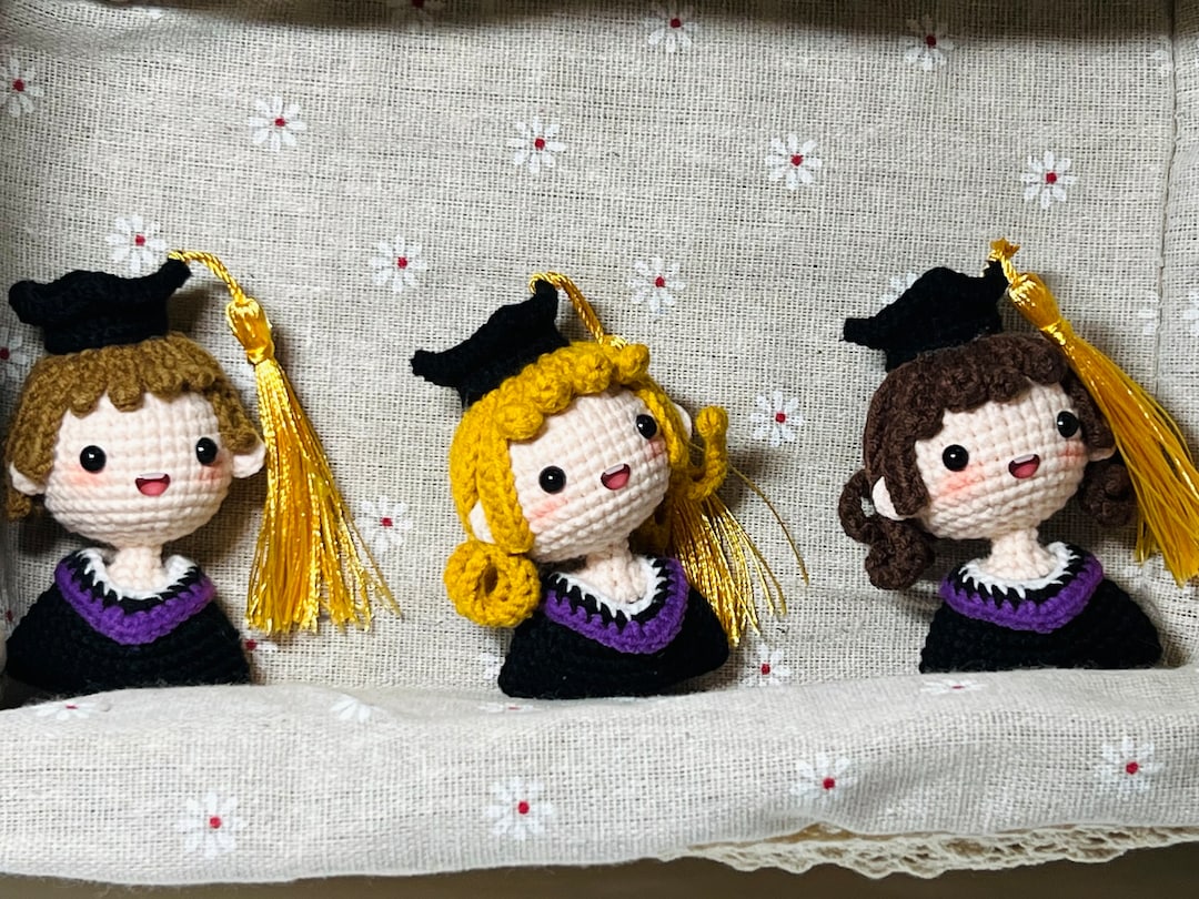 Handmade Crochet Graduation Girl: Keepsake Gift - Etsy