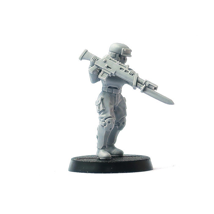 Grimdark Female Soldiers in Melee, Miniature Set, 28mm Resin Army Girls ...