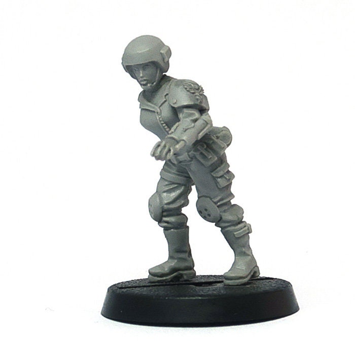 Female Medic Miniature, Grimdark 28mm Resin Military Girl - Etsy