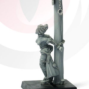 Woman at Pillory Miniature 28mm - Etsy