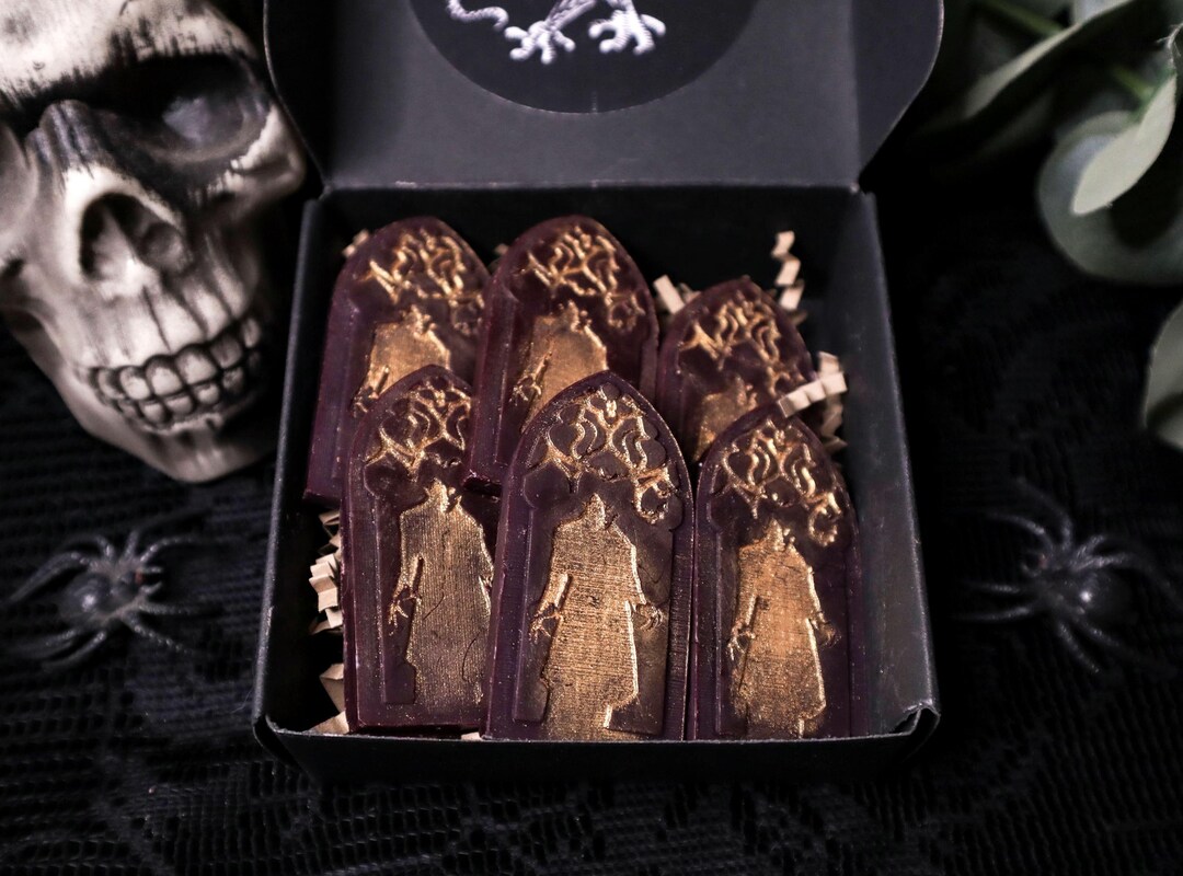Transylvanian Woods/ Nosferatu Wax Melts, Dracula Gothic Decor, Lime ...