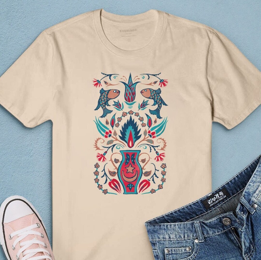 Turkish Vase Ottoman T-shirt, Turkey Iznik Tile Islamic Art Shirt ...