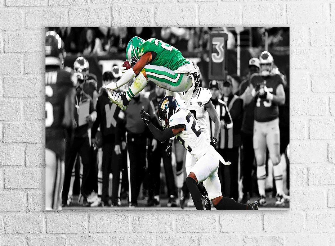 Saquon Barkley Poster, Reverse Hurdle, Philadelphia Eagles, Canvas Wrap ...