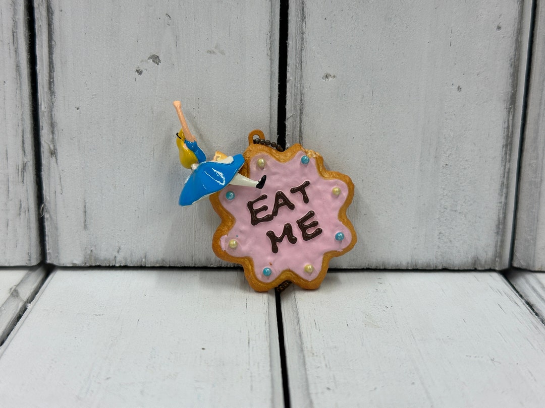 Disney Alice in Wonderland Eat Me Cookie Dessert Keychain Mini Figure ...